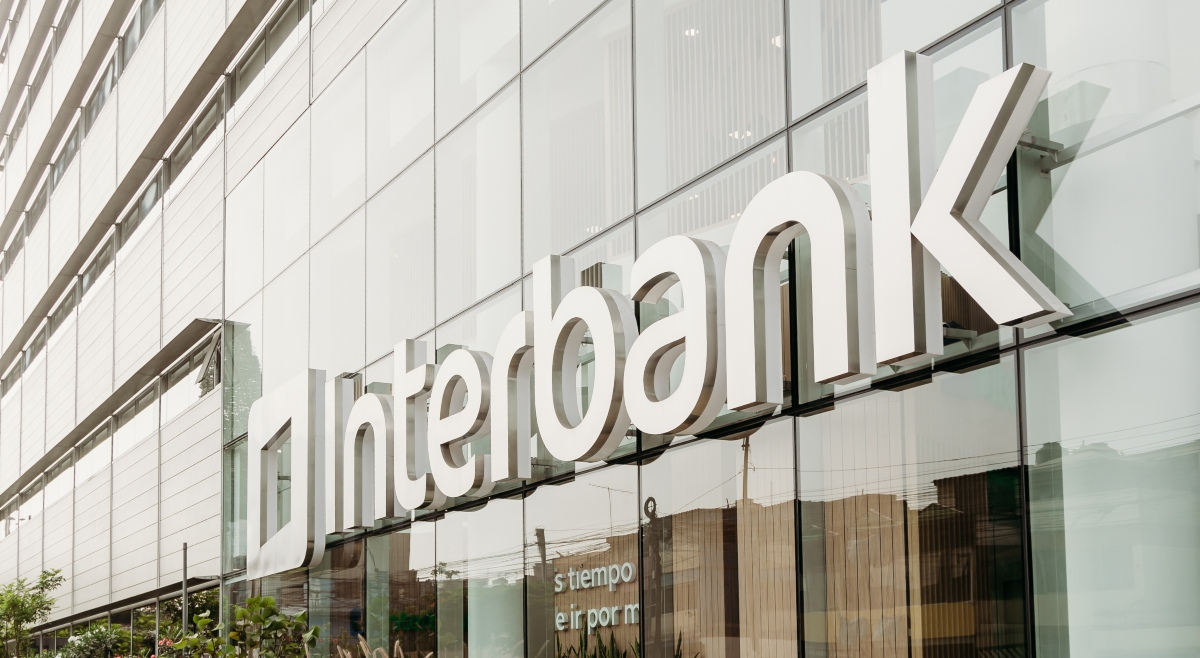Interbank recibe reconocimiento del MINAM por reducir su huella de carbono